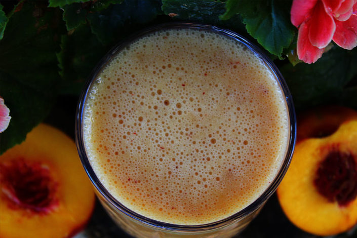 Peachy Smoothie - Anna Cooking Concept