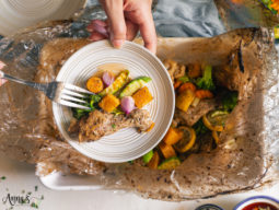 Oven Bag Roasted Chicken and Vegetables - Anna Cooking Concept