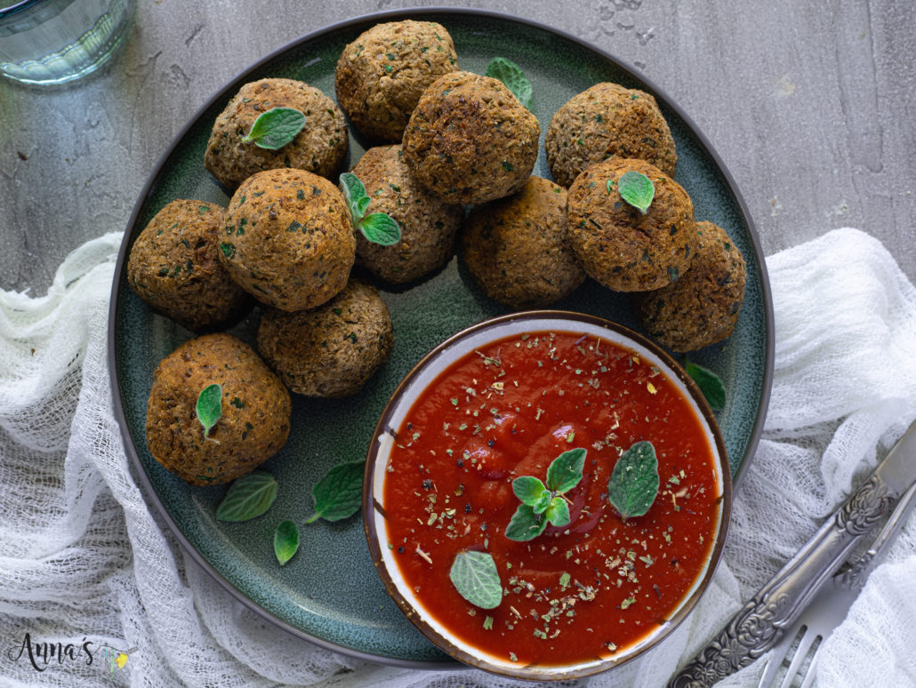 Vegan Meatless Meatballs - Anna Cooking Concept